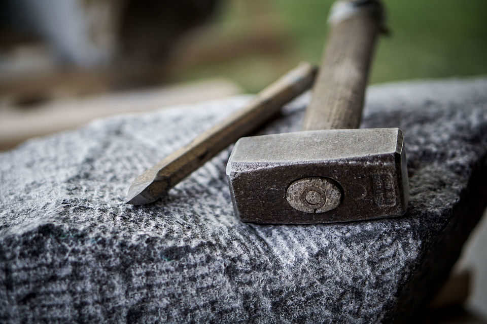 Tailleur de pierre Blaye - Carrière taille de pierrre sur mesure Bordeaux